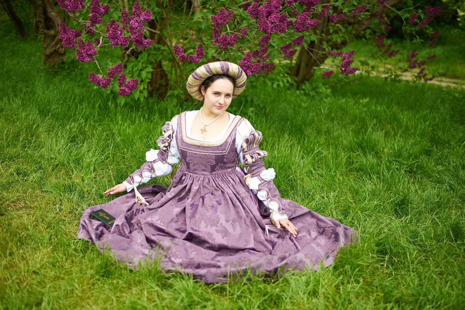 Renaissance Lucrezia Borgia Style Dress, 16th Century Italian Costume ...