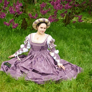 Renaissance Lucrezia Borgia Style Dress, 16th Century Italian Costume ...