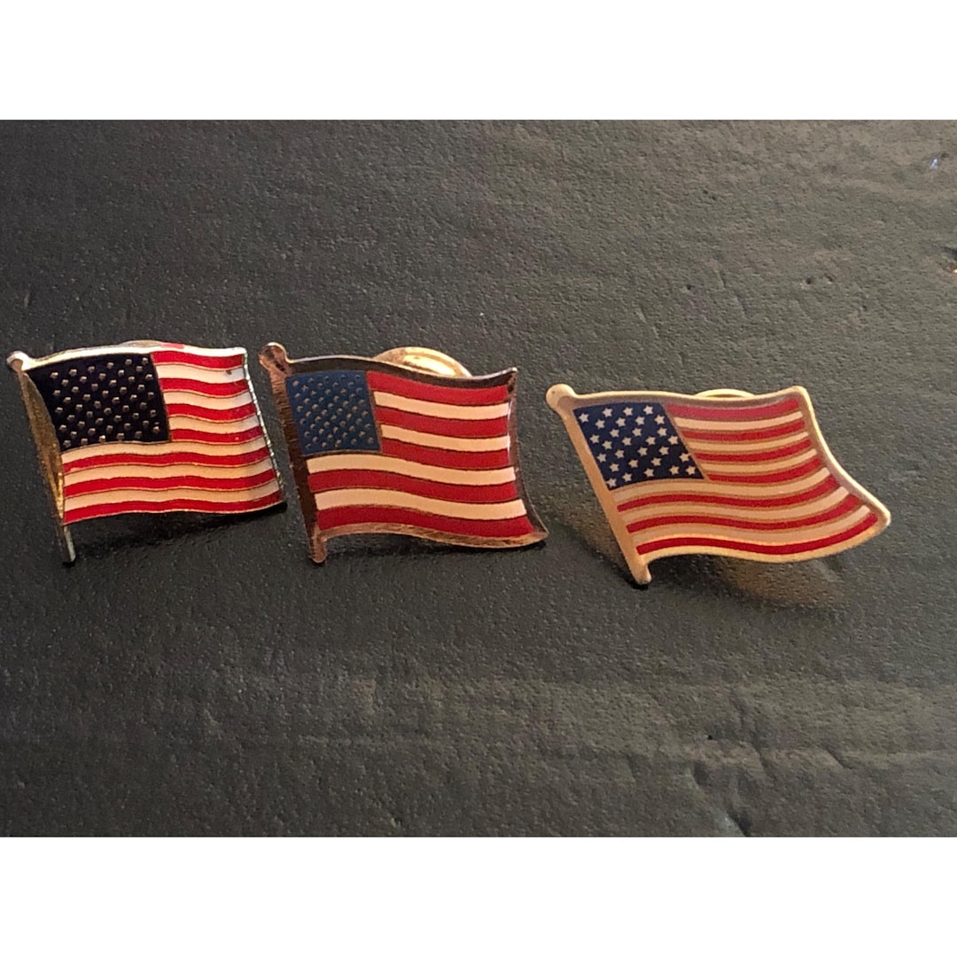 American Flag Lapel Pins Set of 3 Patriotic Enamel Pins With Gold-tone ...
