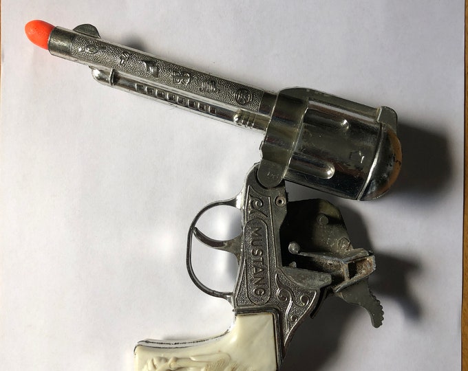 Vintage 60's Cap Gun With Plastic Handles - Etsy