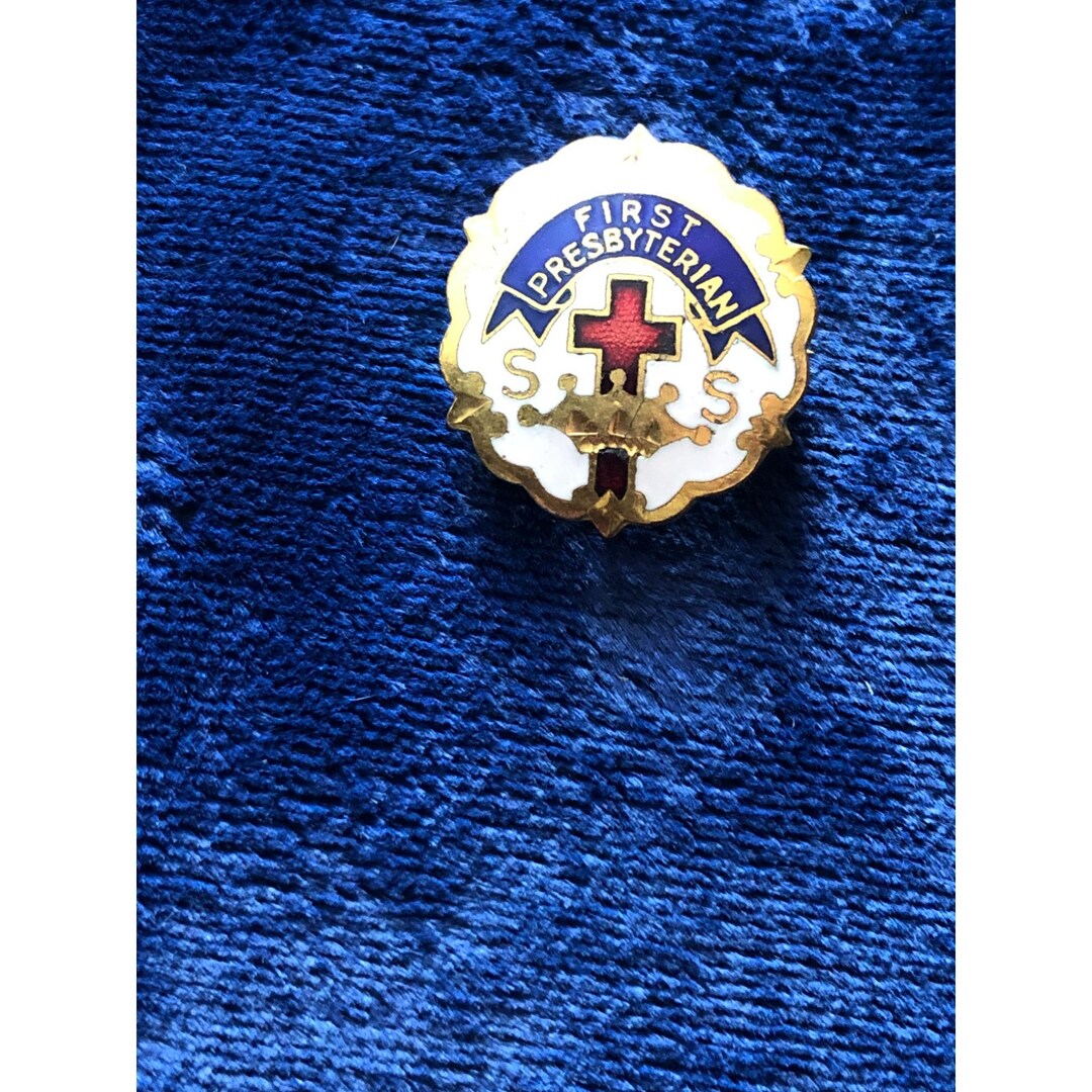 Vintage First Presbyterian Cross & Crown Gold Tone Lapel Pin - Etsy