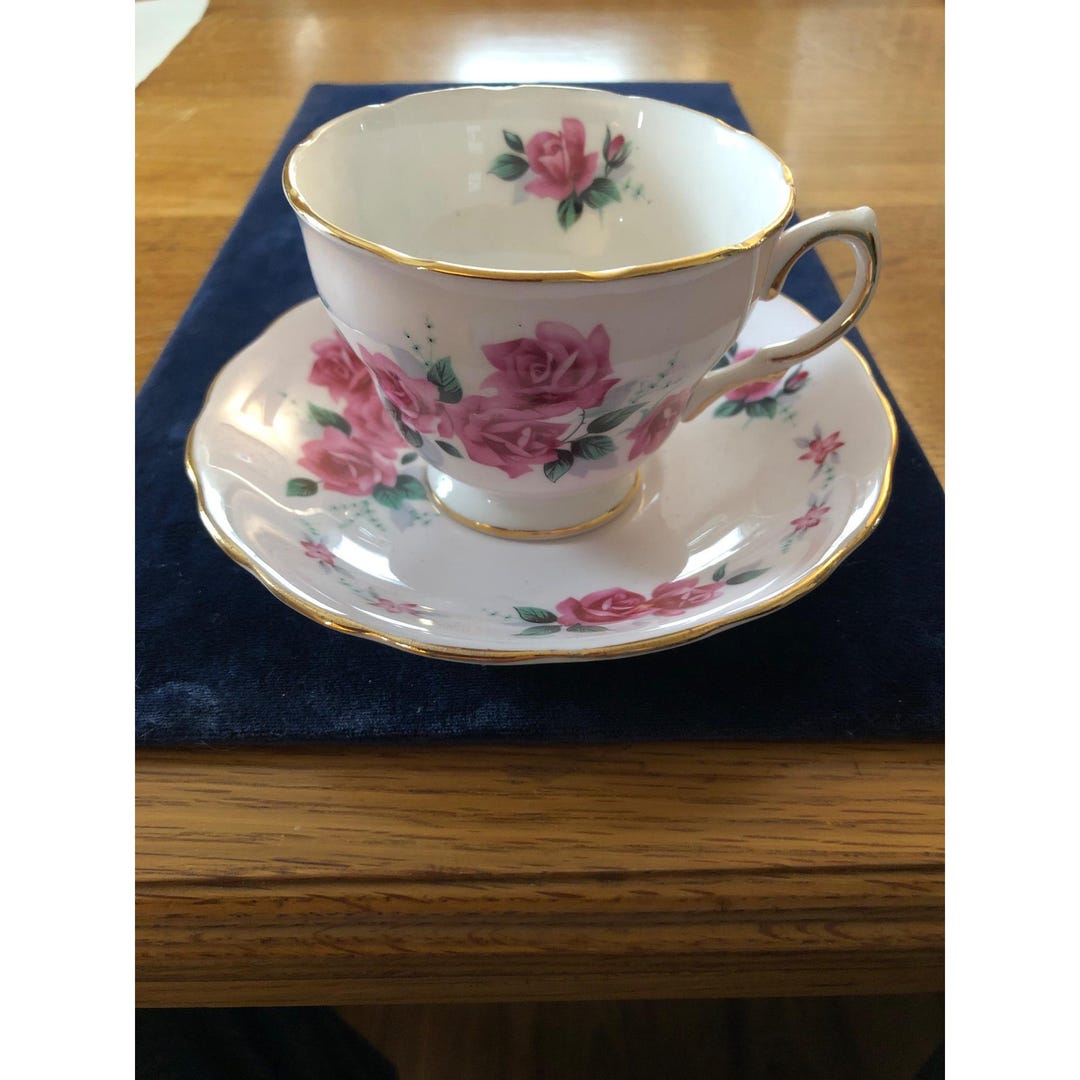 Colclough Bone China Rose Pattern Tea Cup & Saucer Set - Etsy