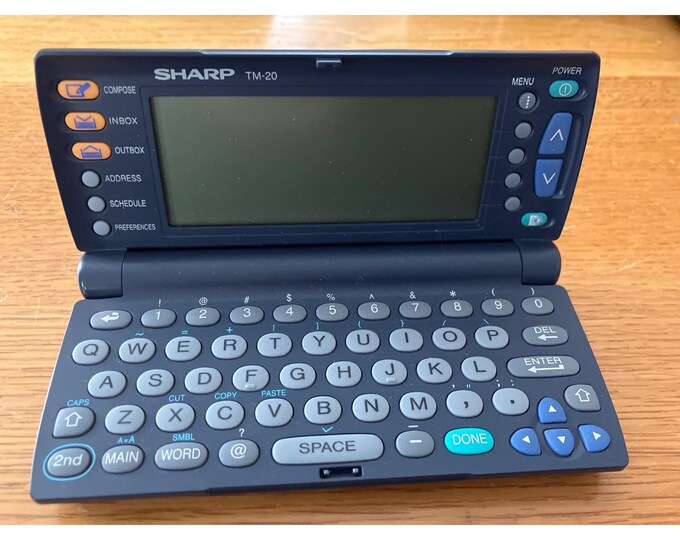 Sharp TM-20 Digital Organizer PDA With QWERTY Keyboard & Backlit Screen ...