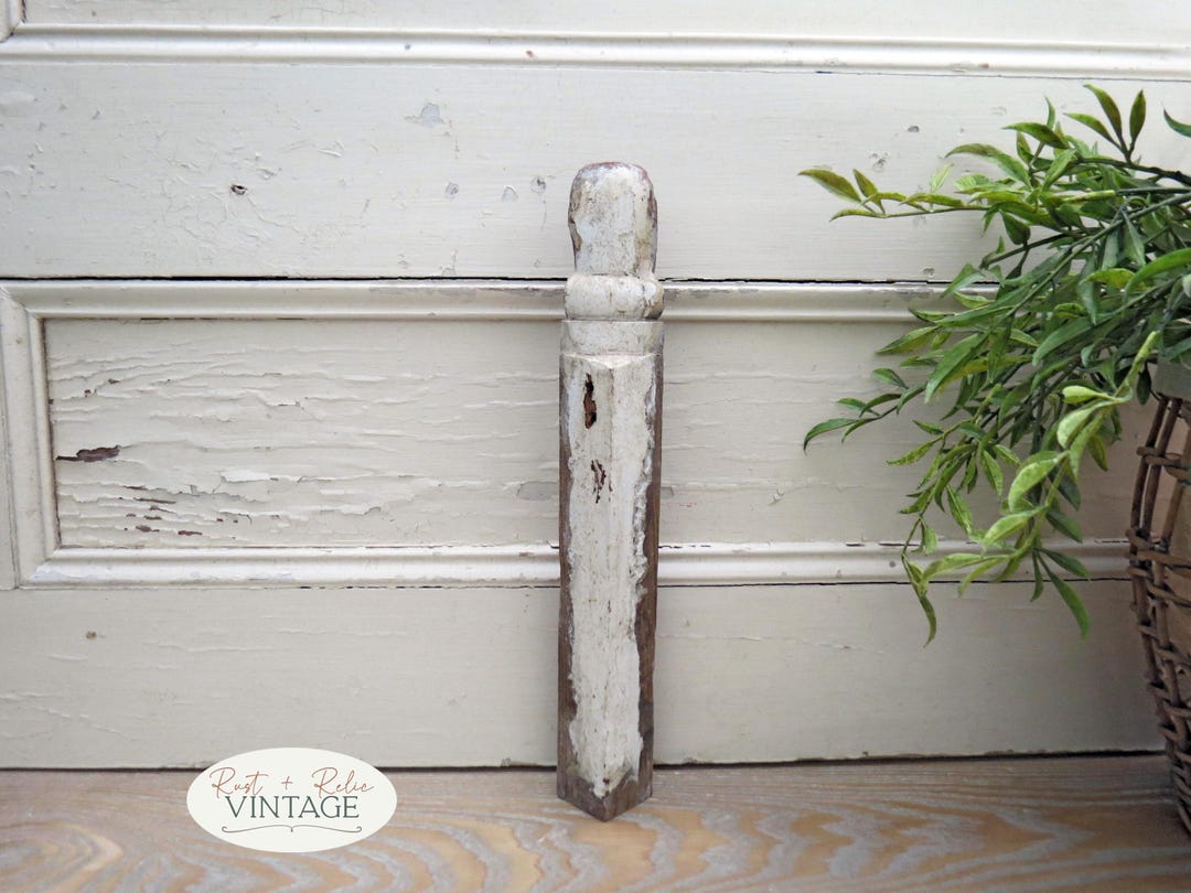 Vintage Chippy White Corner Wood Trim Piece | Architectural Salvage - Etsy