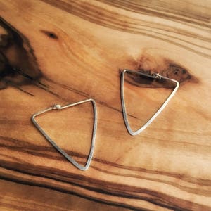 TRIANGLE HOOPS, HAMMERED Hoops, Silver Hoops, Silver Hammered Wire ...