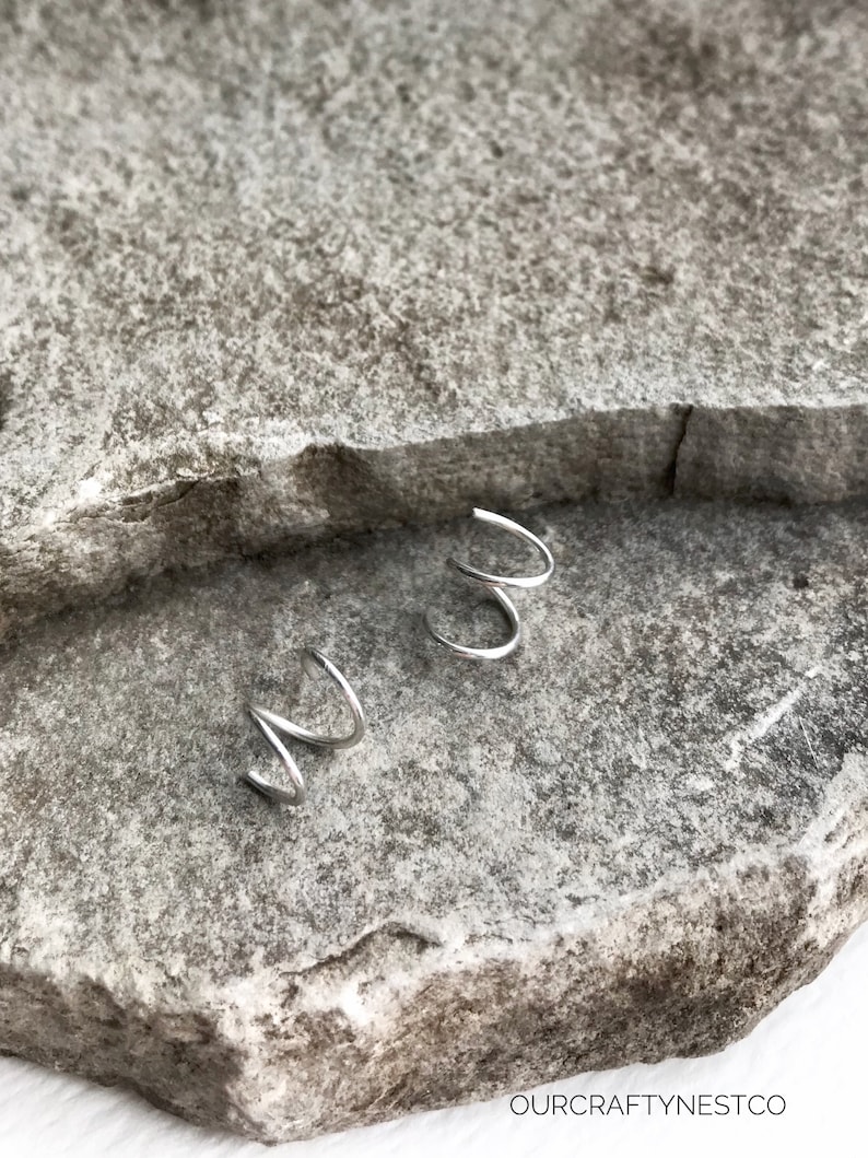 FAKE Second Piercing DOUBLE Ear HOOP Fake Lobe Piercing - Etsy Canada