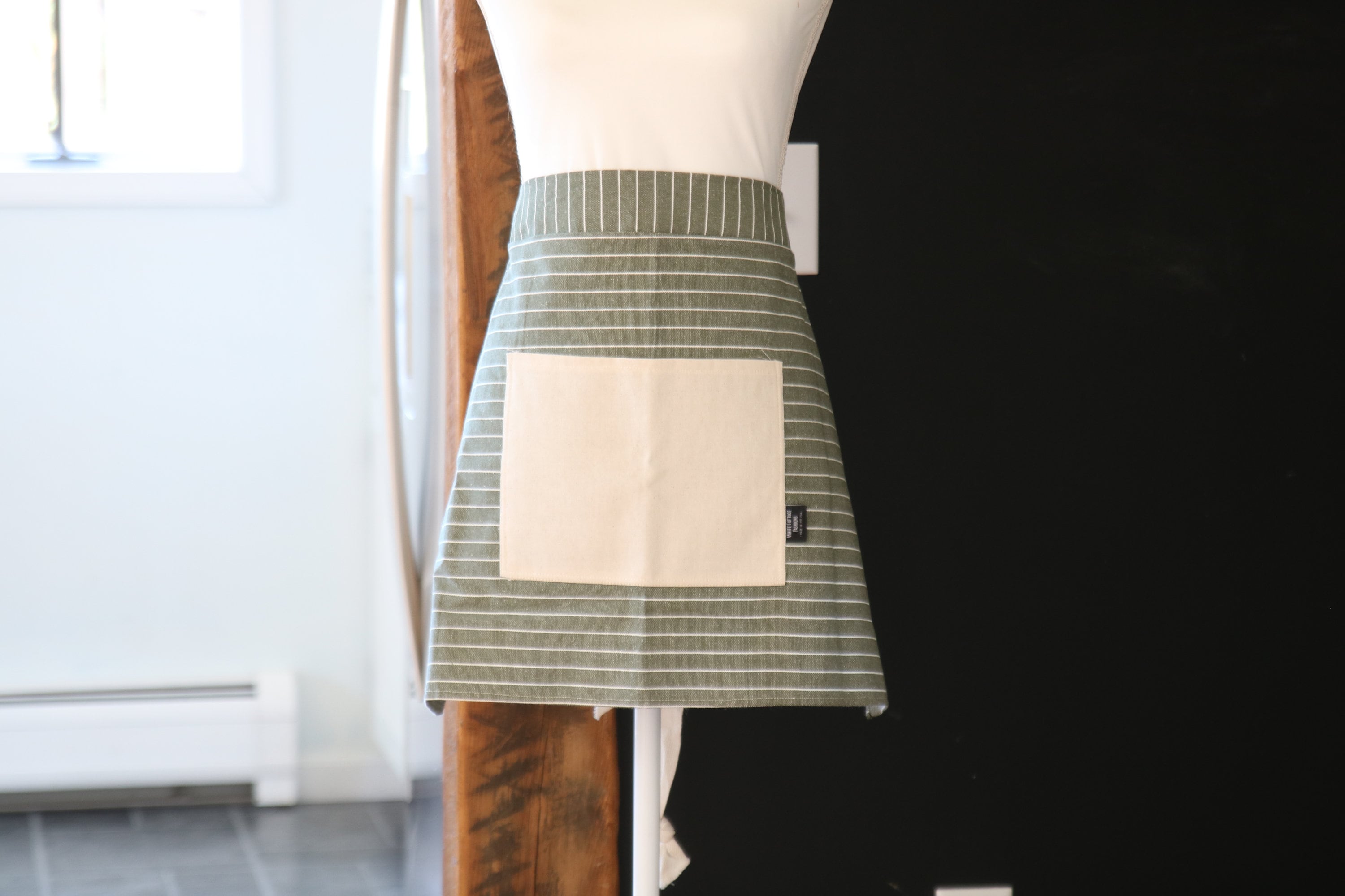 Farmhouse Waist Apron, Gardener's Apron, Farmhouse Apron, Summer Apron ...