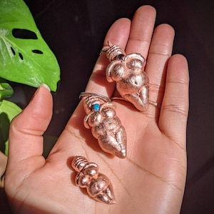 Venus of Wilendorf Custom Copper Pendants Goddess Curvy Body ...