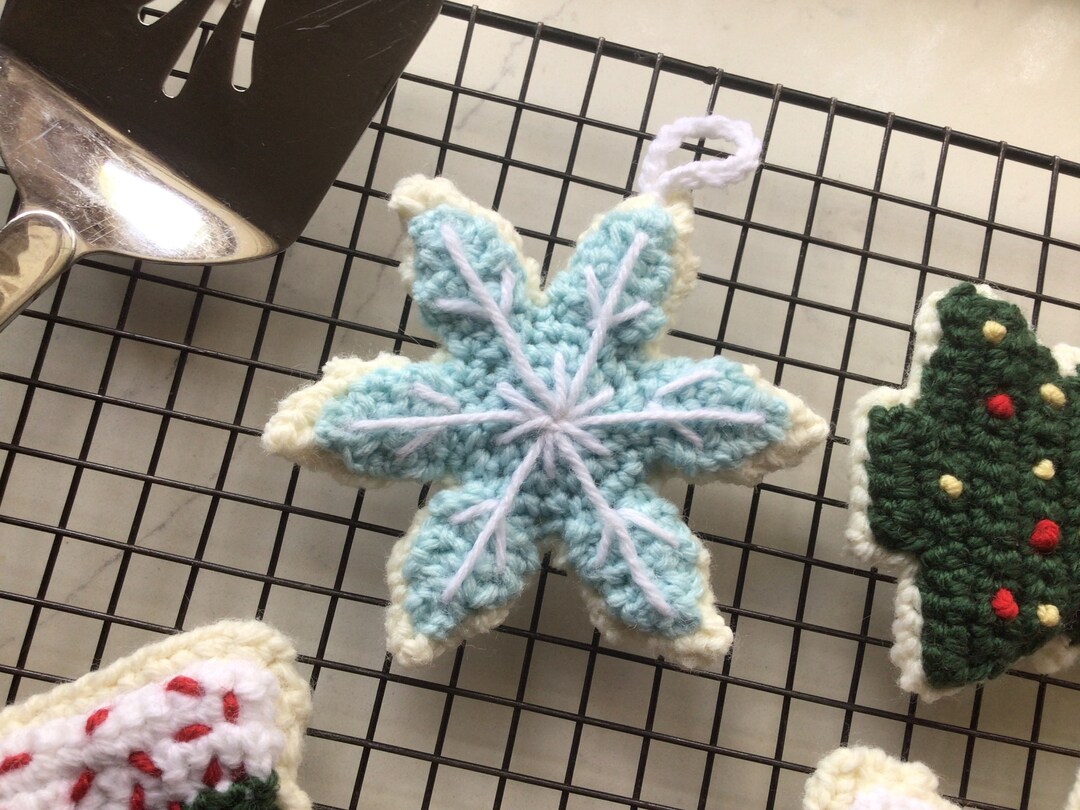 Crochet Pattern- Christmas Sugar Cookie Snowflake Ornament - Etsy