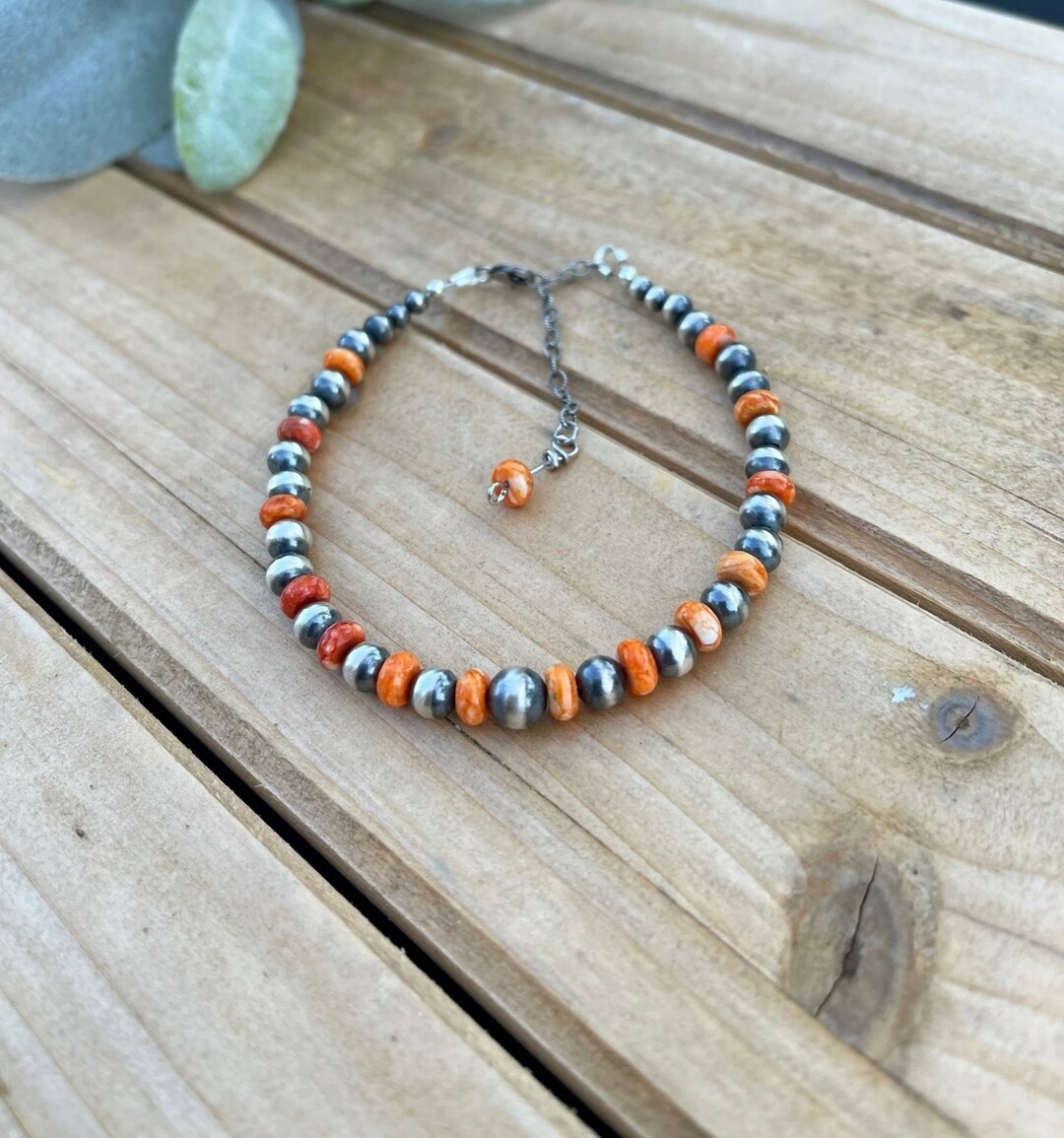 Navajo Pearl and Shiny Oyster Bead Bracelet (red or Orange) - Southwestern Elegance ...