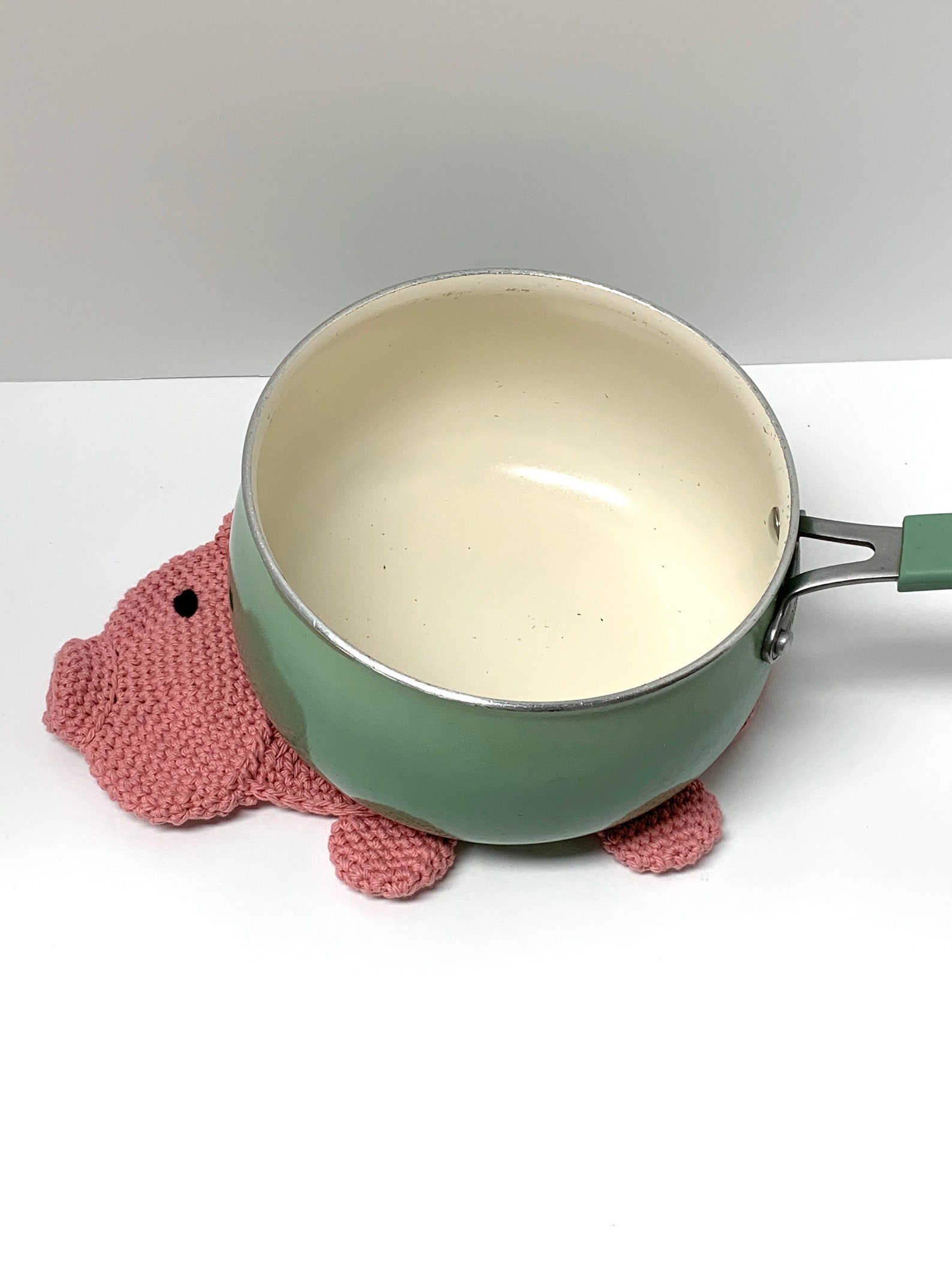 Crochet Pig Potholder Pattern - Crochet Farmhouse Potholder Pattern ...