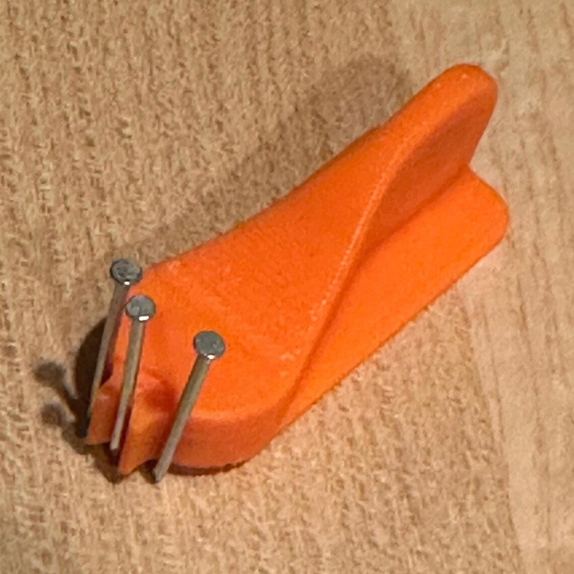 String Art Nail Holder / Finger Saver - Etsy