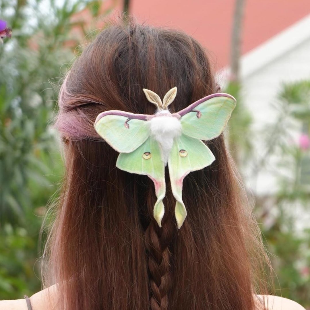 Handmade Realistic Green Luna Moth Hair Clip Accessory or Brooch ...