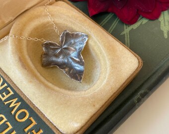 Silver Ivy Leaf Necklace - Etsy
