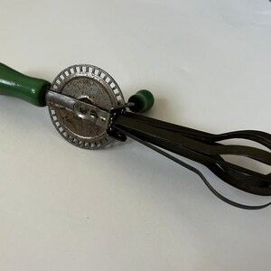 Vintage Antique Metal Hand Held Manual Mixer Egg Beater Whisk Wood ...