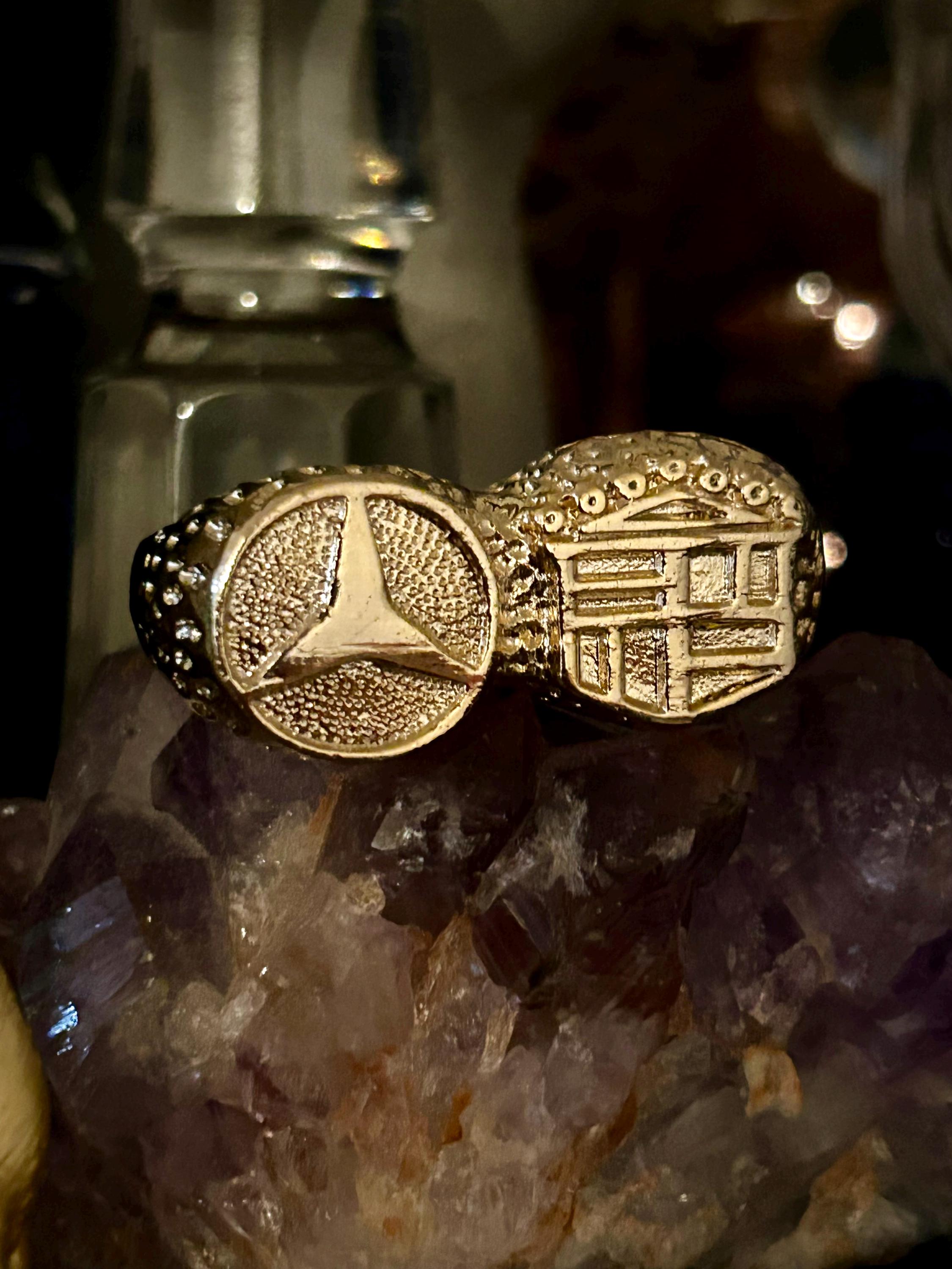 Vintage 1990s Benz/cadi Gold Tone Double Finger Ring (size 9.75/10.5 ...