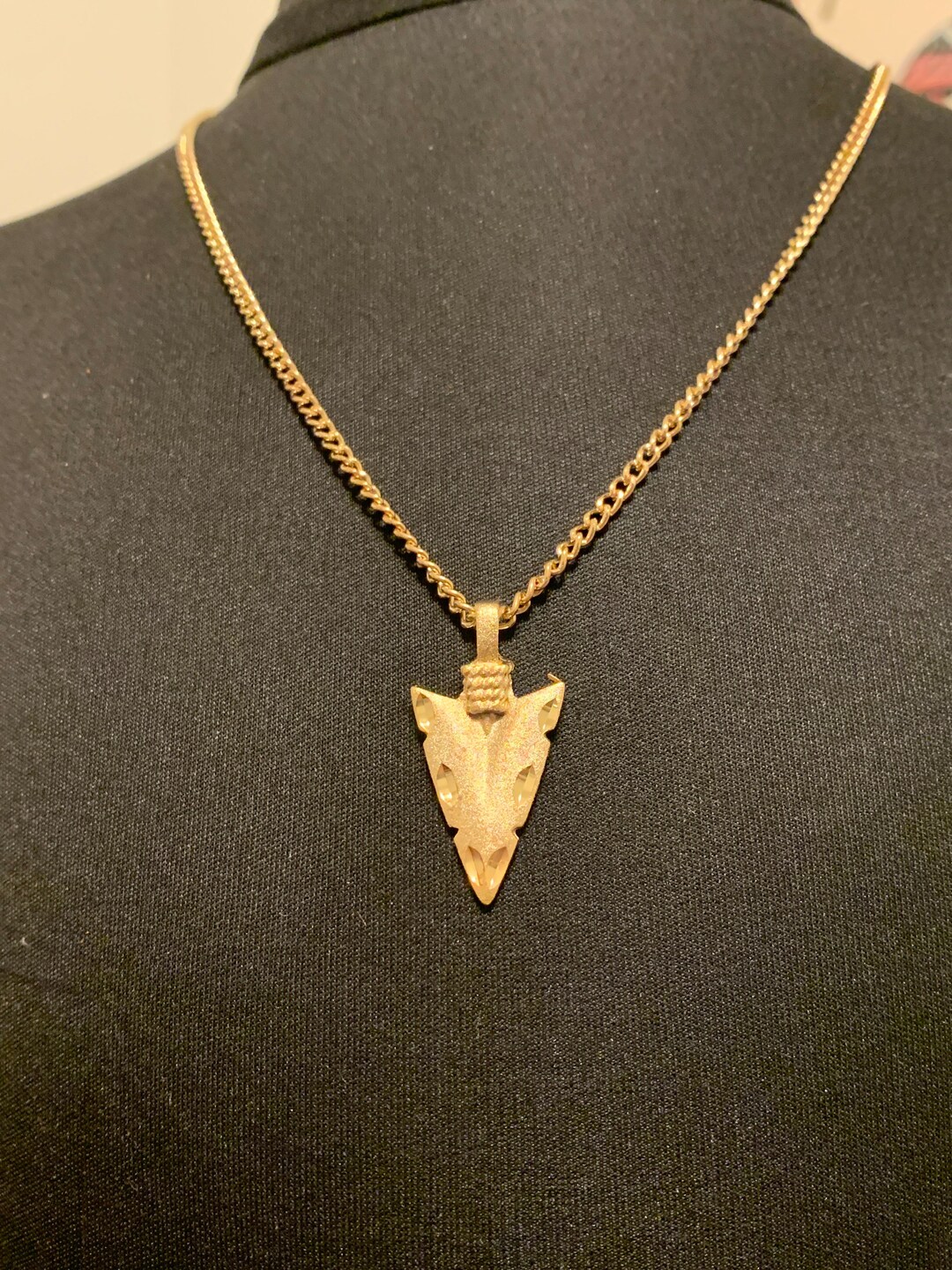 Vintage Arrowhead Necklace: Diamond Cut Edges, 18-in Chain - Etsy