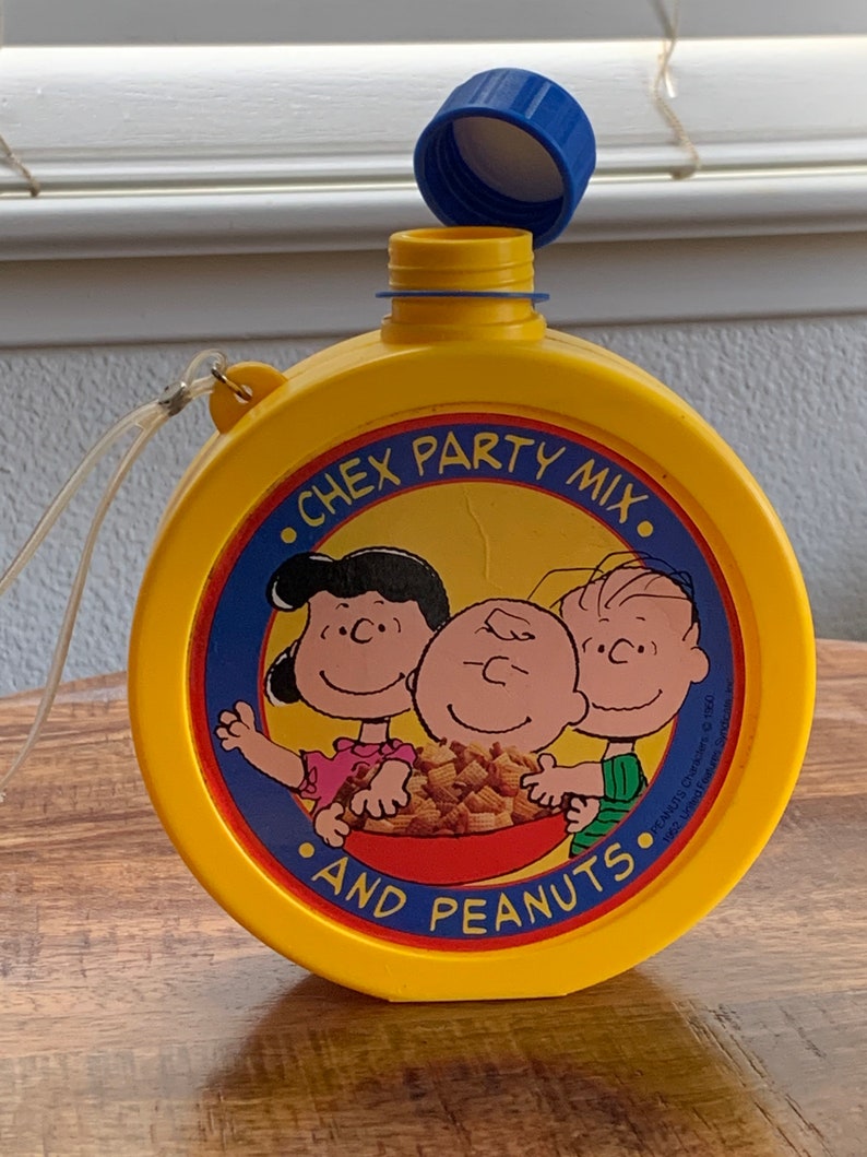 Peanuts Chex Party Mix Toy Canteen Vintage 1990s Includes 2 Canteens - Etsy