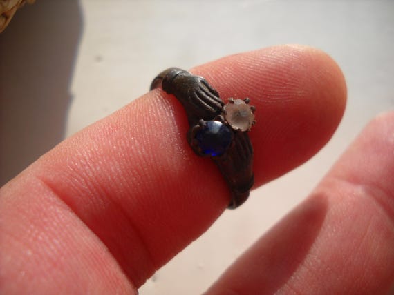 Medieval ring of interesting design, a type of Cladda… - Gem