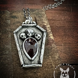 Garnet Silver Pendant/ Skull Jewelry / Halloween Pendant / Spooky ...