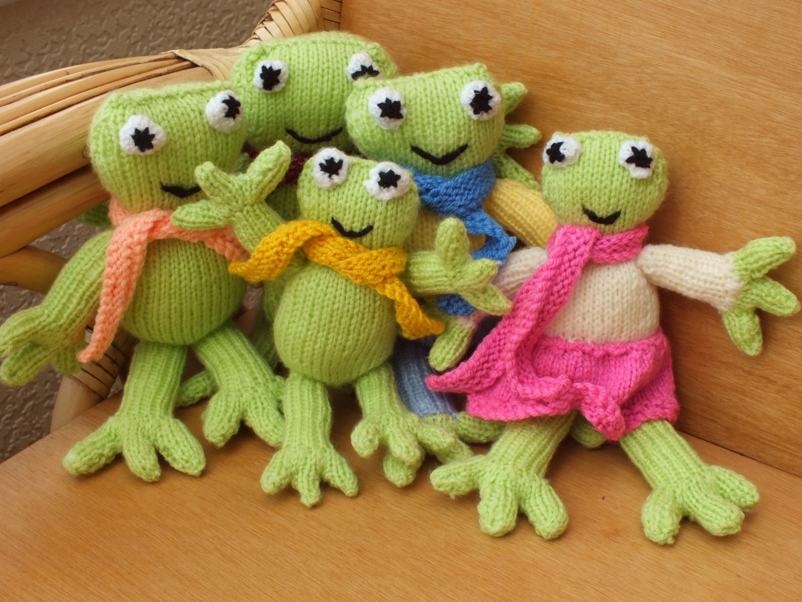 Hand Knitted Frogs Soft Nursery Animals Frog Gifts CE - Etsy