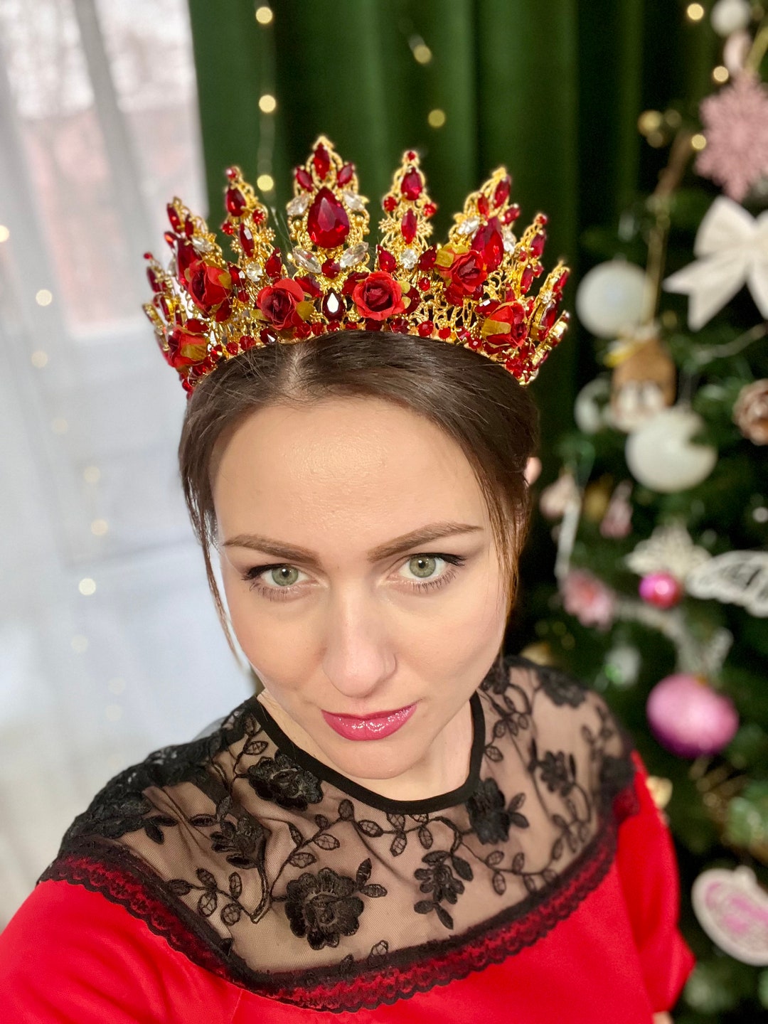Luxury Red & Gold Rhinestone Wedding Tiara: Gold Metal Crown, Bridal ...