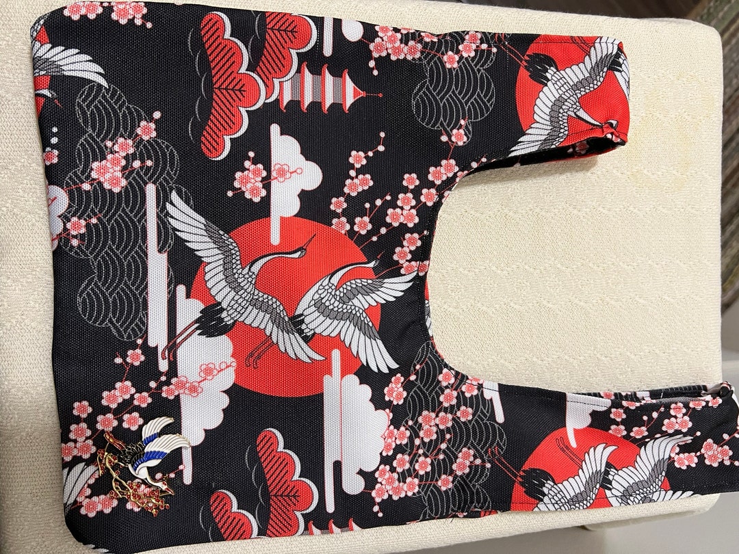 Pockets One of a Kind Japanese Knot Bag With Crane Pendant Brooch - Etsy