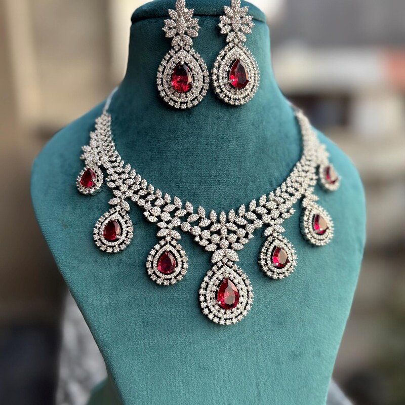 Red Necklace Set - Etsy