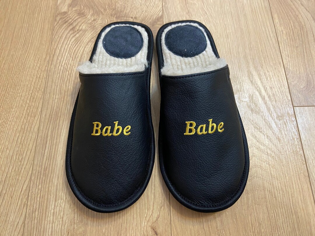 Personalised Business Slipper With Embroidered Logo for Men - Etsy