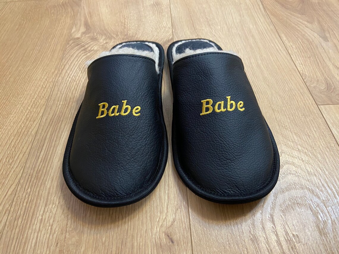 Personalised Business Slipper With Embroidered Logo for Men - Etsy
