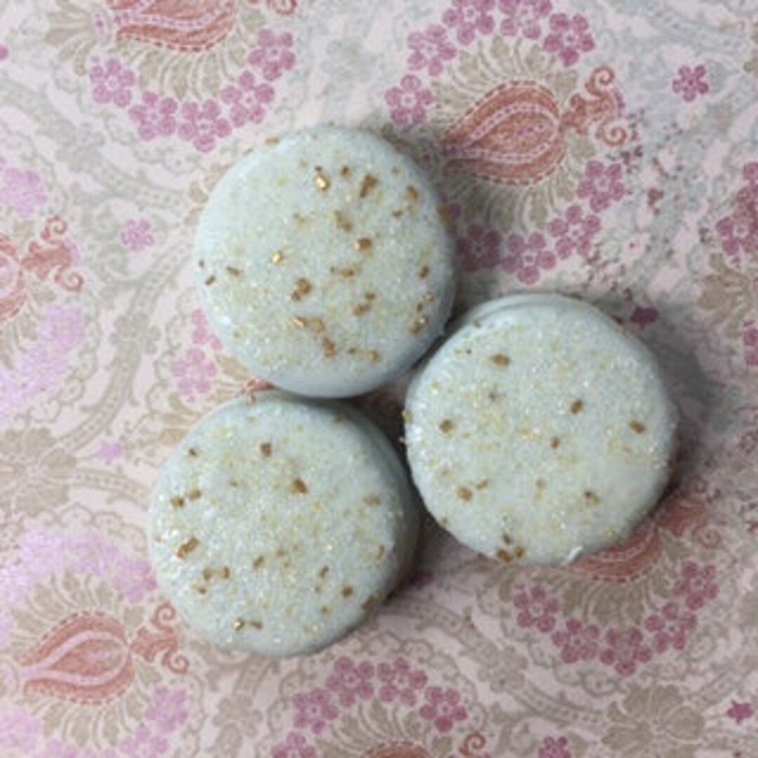 White and Gold Chocolate Covered Dipped Oreos, White and Gold Cookies ...