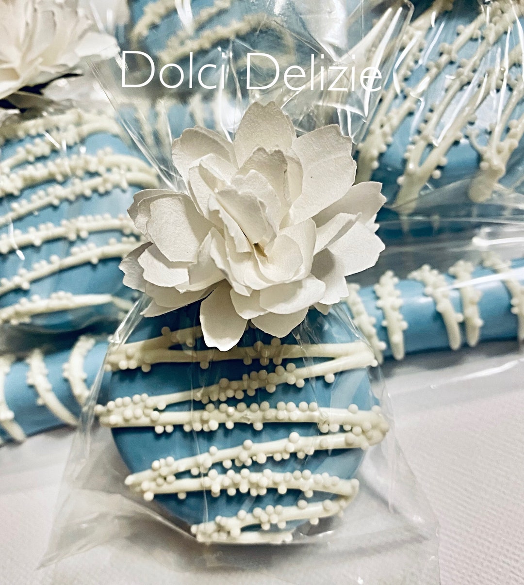 Blue White Oreos, Blue White Chocolate Covered Oreos, Blue Flower Oreos ...