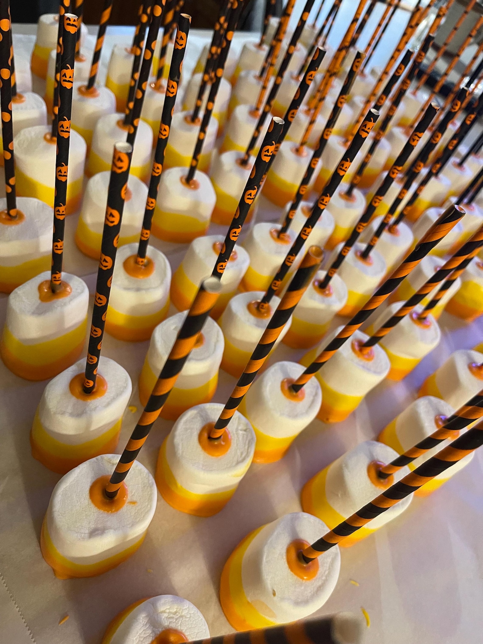 Halloween Candy Corn Marshmallows, Halloween Marshmallow Treats ...