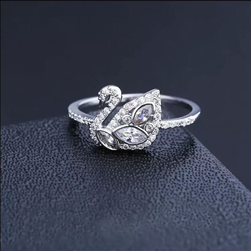 Swan Moissanite Ring - Etsy