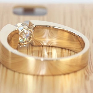 14k Yellow Gold Solitaire Ring, Tension Set Round Cut Moissanite ...