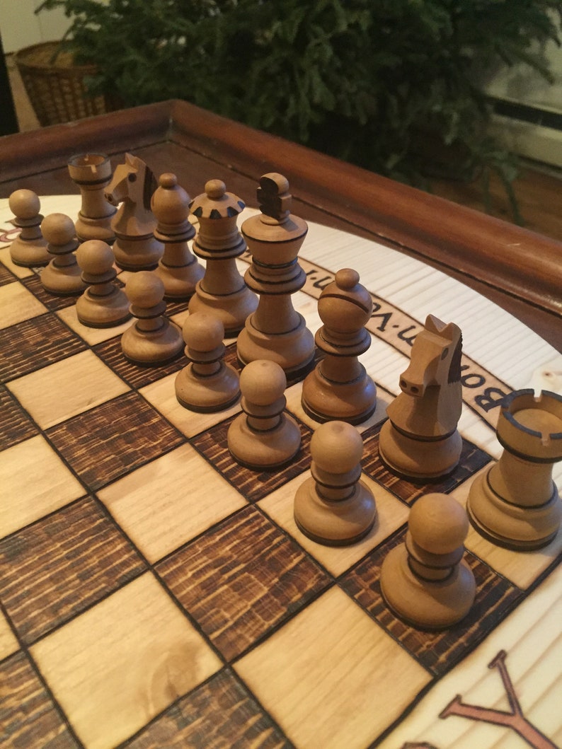 Custom Burned Chess Set, W/ Burned Pieces, Medium Intricacy - Etsy