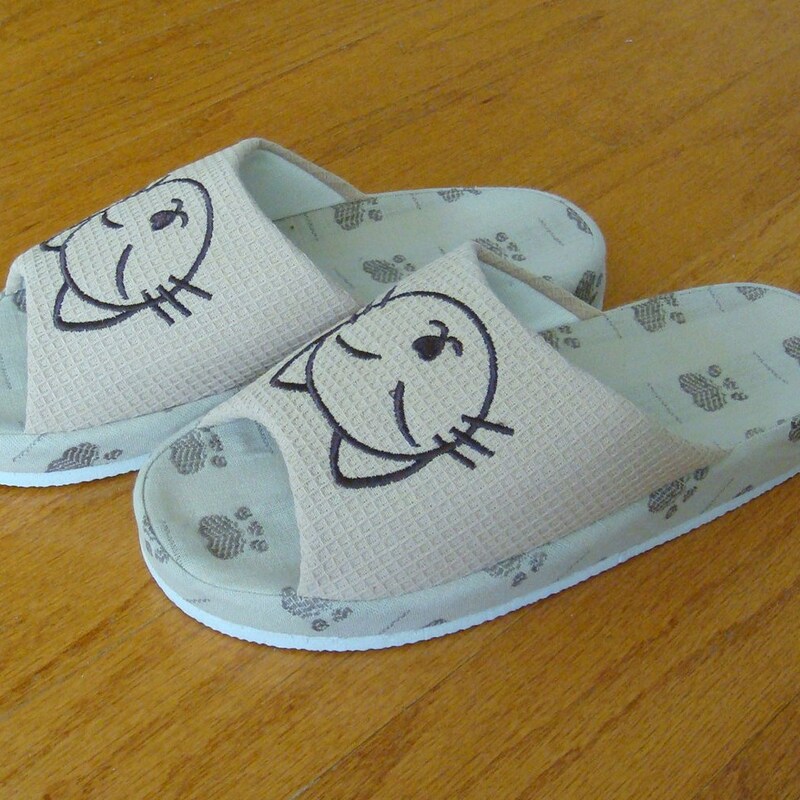 Cat Slippers - Etsy