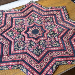 Dramatic Star Topper Extra-large Star Shaped Table Topper Beautiful ...