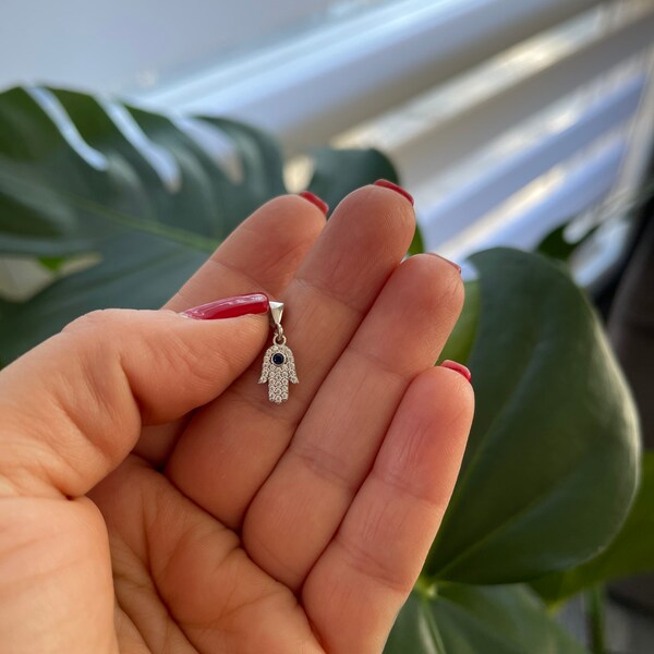 Hamsa Pendant - Etsy