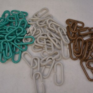 100 Big Plastic C-links, DIY Bird Toys, Sugar Glider Toys, and Other ...
