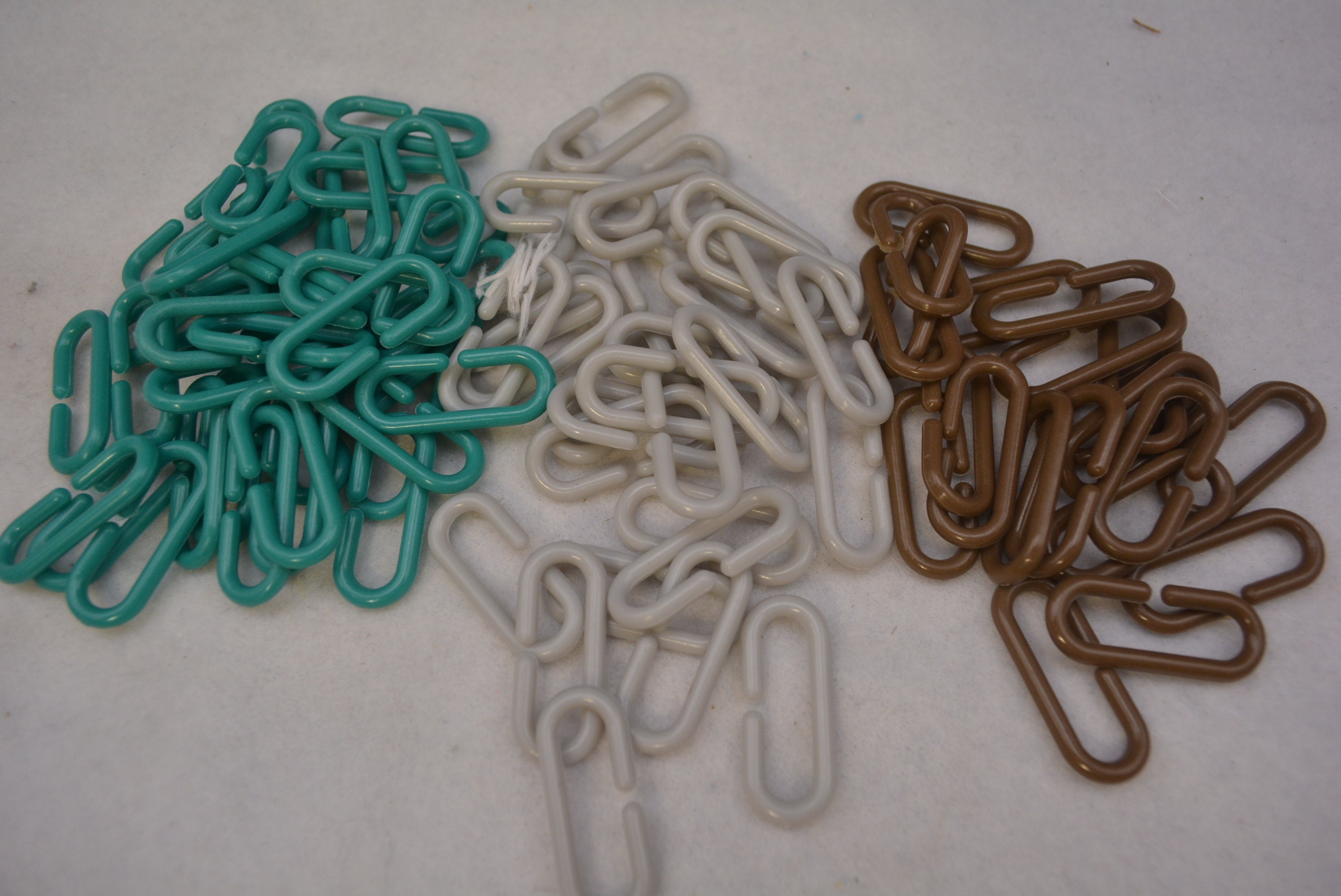 50 Big Plastic C-links, DIY Bird Toys, Sugar Glider Toys, and Other ...