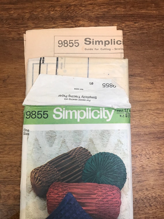 Simplicity Pattern 9855 Scatter Cushion, Compete, NOT… - Gem