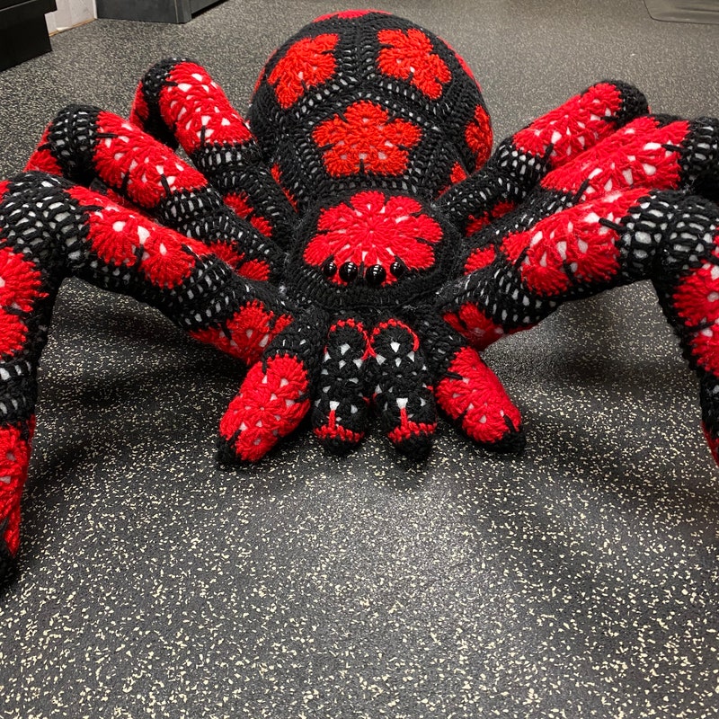 Giant Spider Plush - Etsy