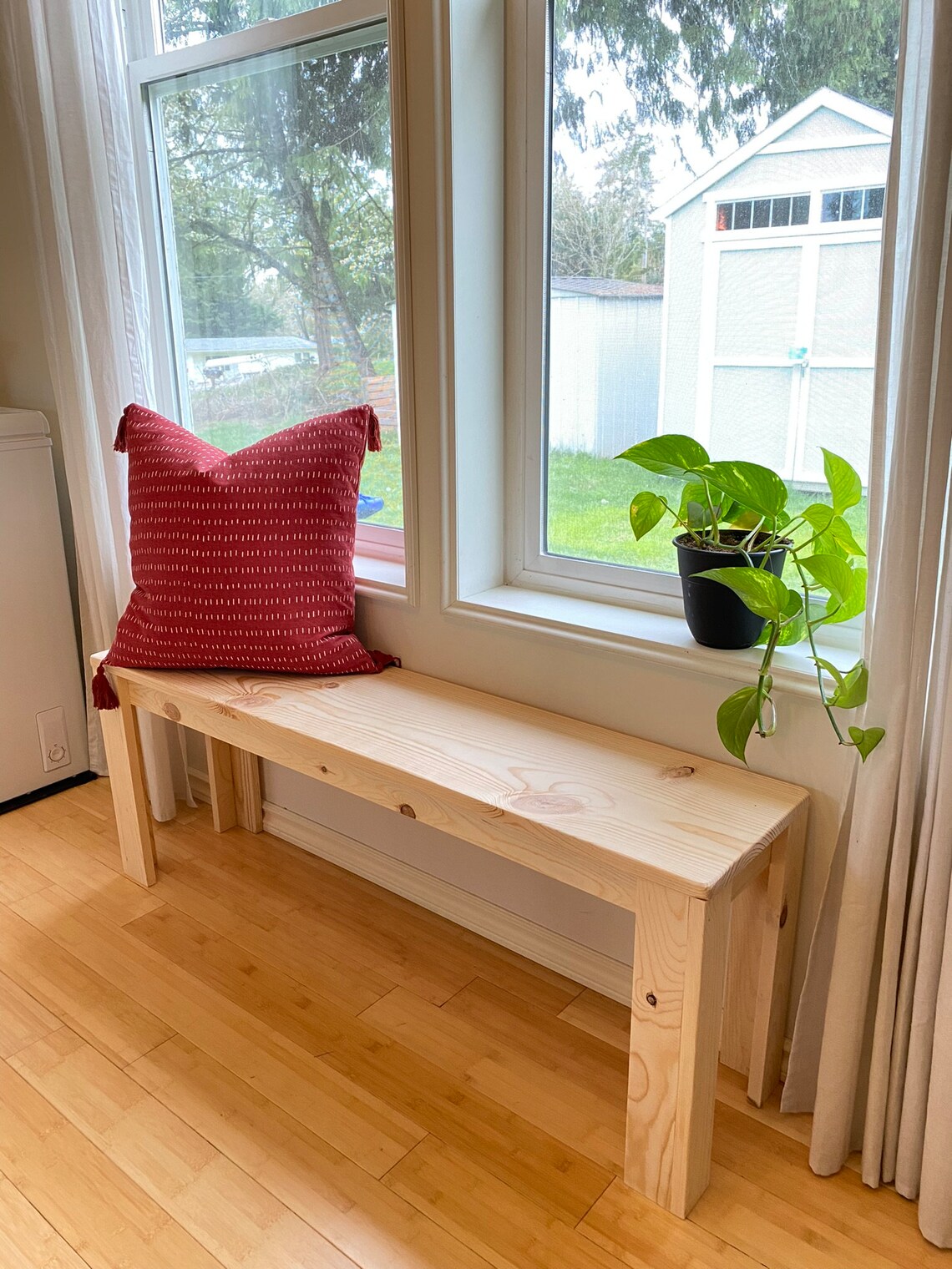 Classic Minimalist Bench. Simple Bench Plans. Entry Level Build. DIY ...