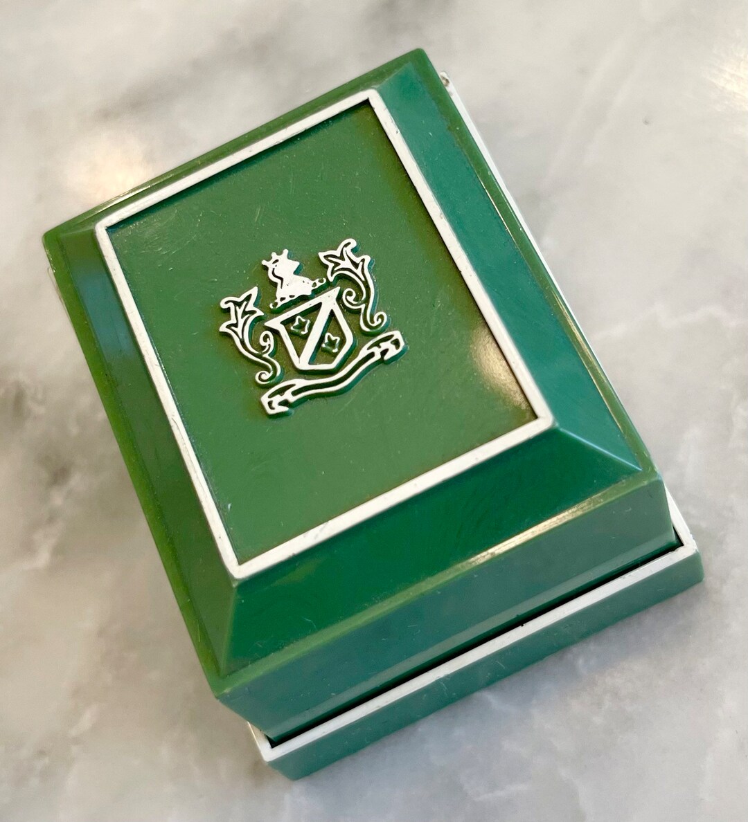 Alston Ring Box Olive Green Clamshell Plastic Velvet-lined Advertising ...