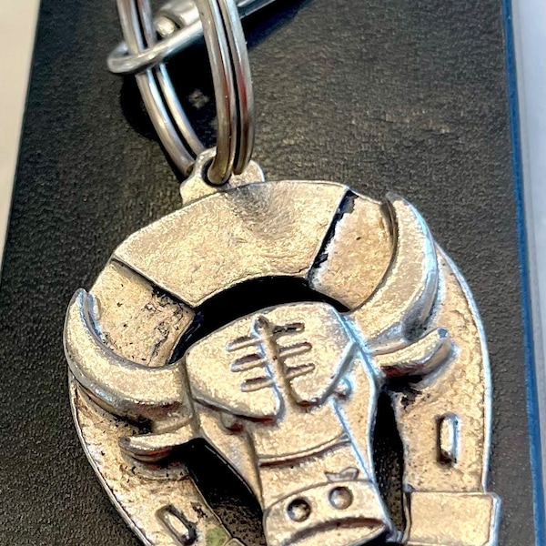 Bull Keychain - Etsy