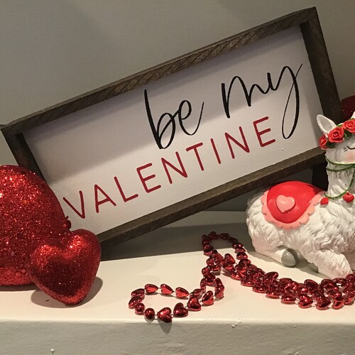 Mini Valentines Day Sign BE MINE Small Sign Tier Tray - Etsy