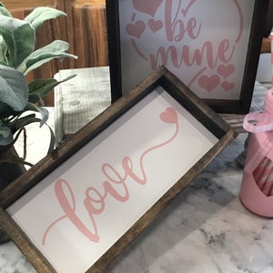 Mini Valentines Day Sign LOVE HEART PINK Small Sign Tier Tray Tiered ...