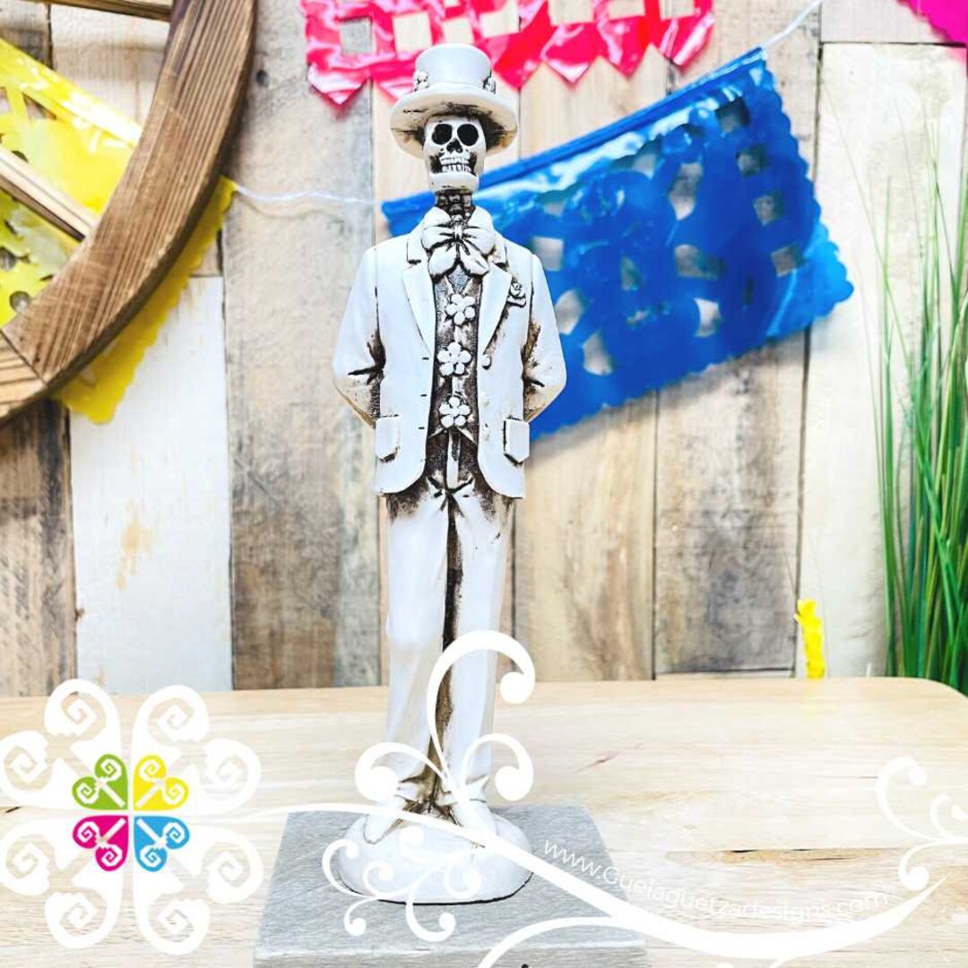 Medium Elegant Catrin - Day of the Dead Decoration Resin Statue - Etsy