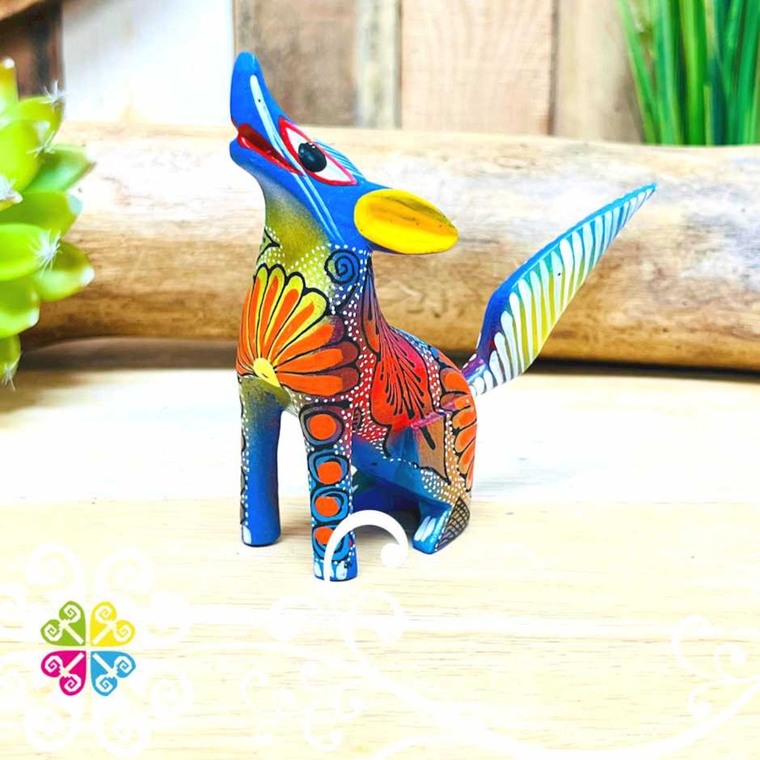 Small Howling Wolf Alebrije Handcarve Wood Decoration Figure Oaxaca ...